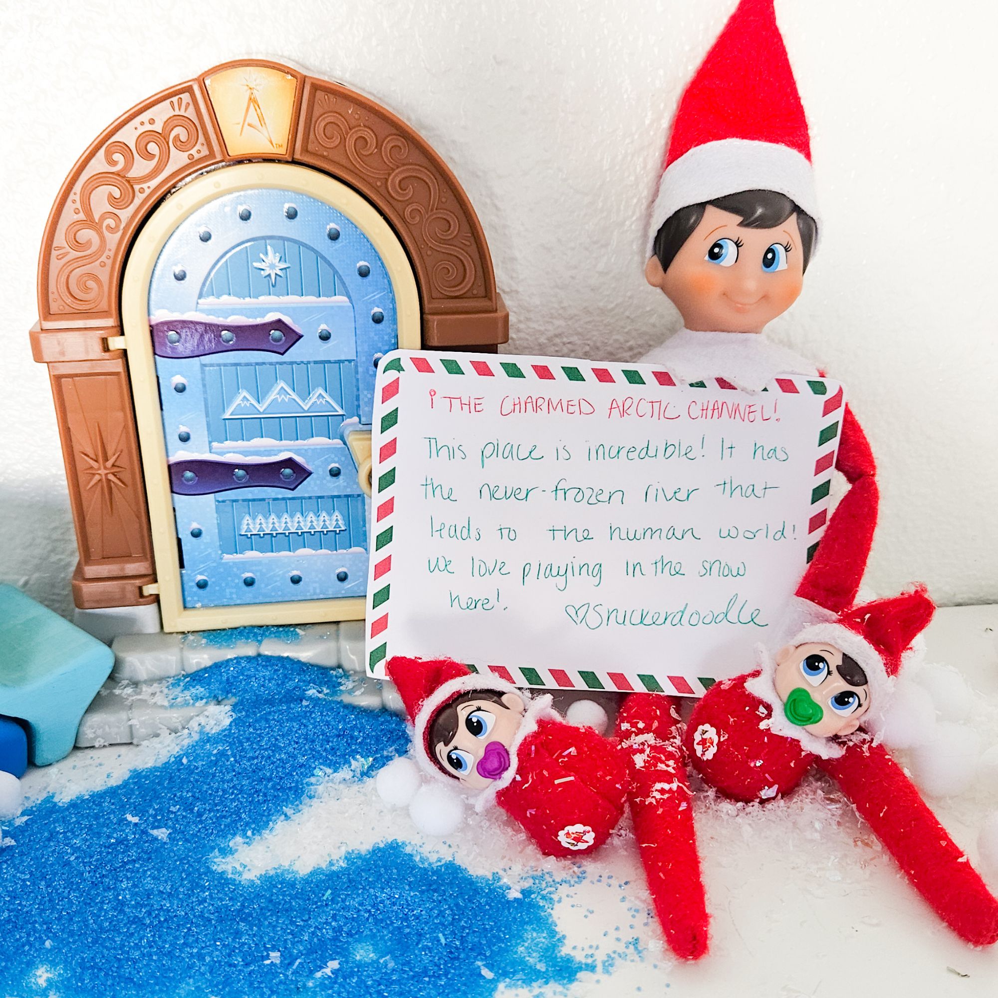Elf Door 5 minute Ideas – Ashley McLaughlin | Let's Make Holiday Magic